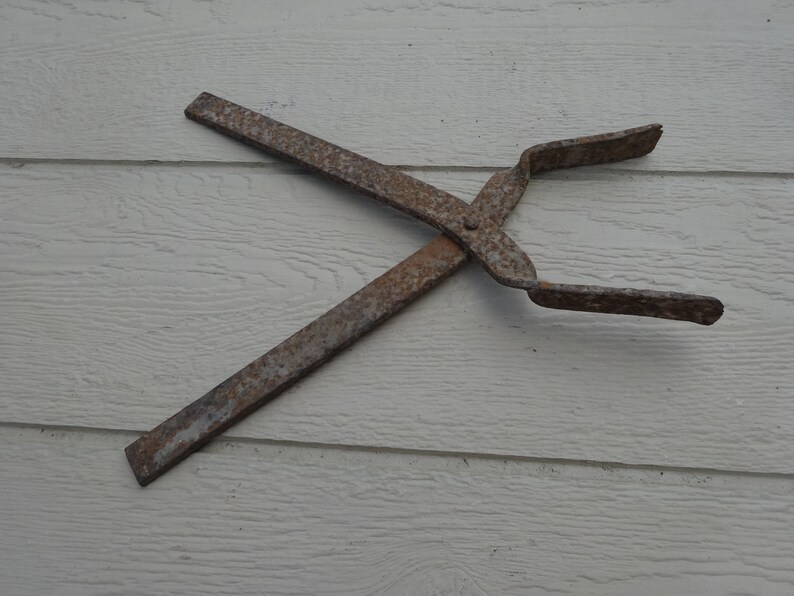 Primitive/antique/rustic Blacksmith Tongs - Etsy