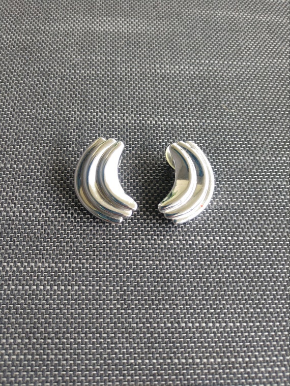 Silver Tone Lightweight Triple Comma Shaped Vintage Pierced - Etsy
