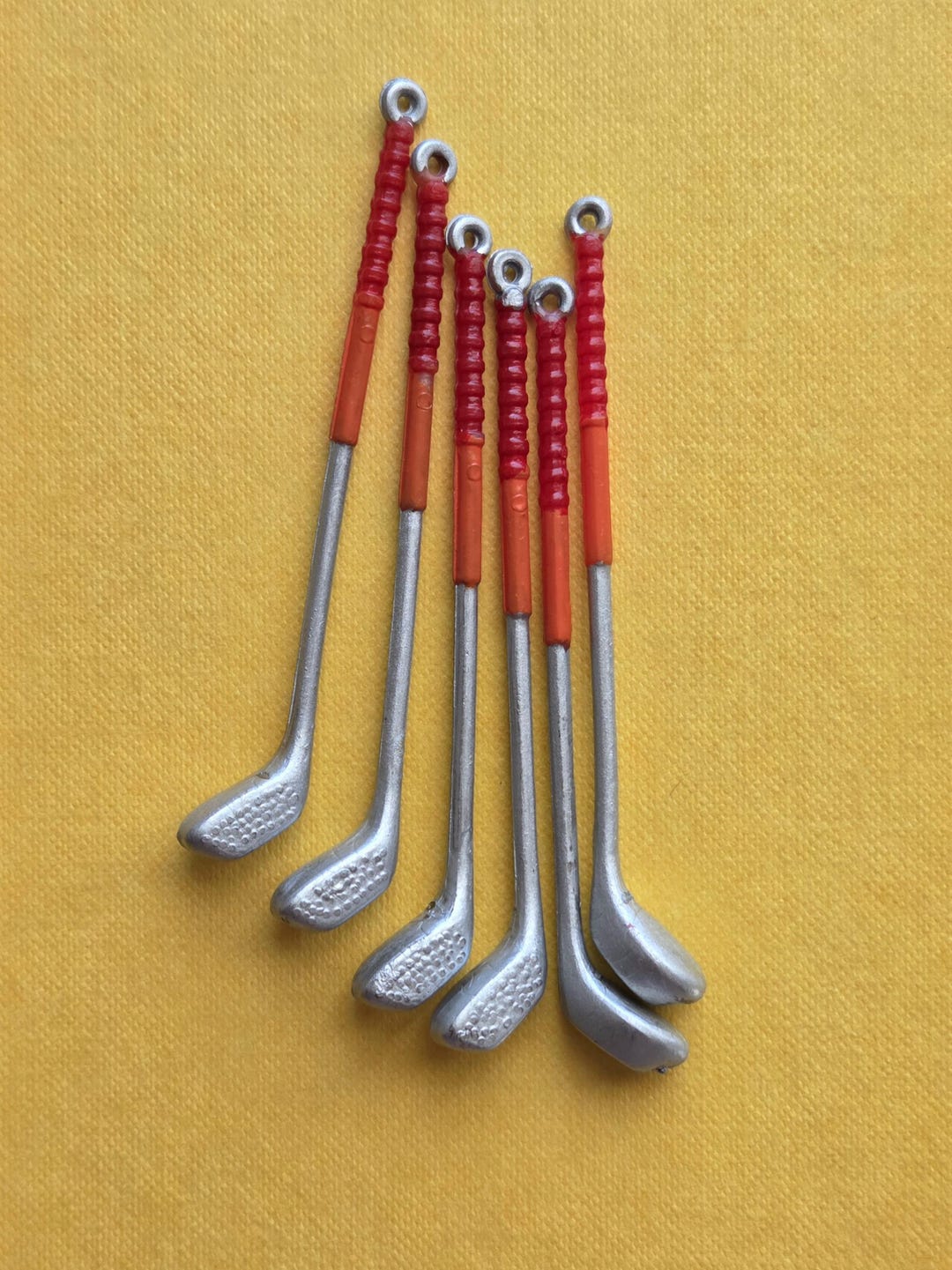 6 Vintage Miniature Golf Clubs Tiny Plastic Hand Painted Clubs ...