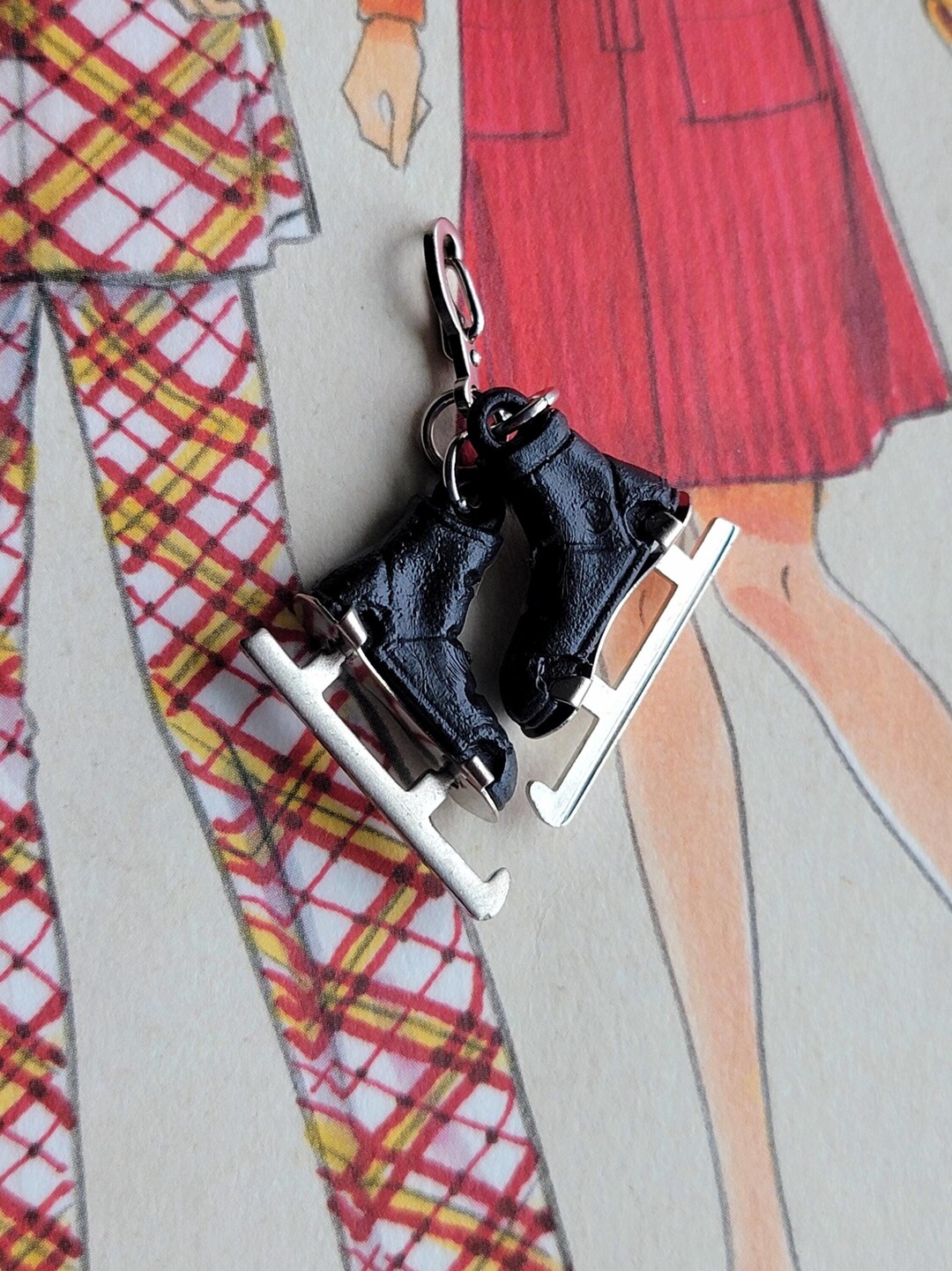 Vintage Ice Skate Charms Tiny Carabiner Clip Miniature Pair Old ...