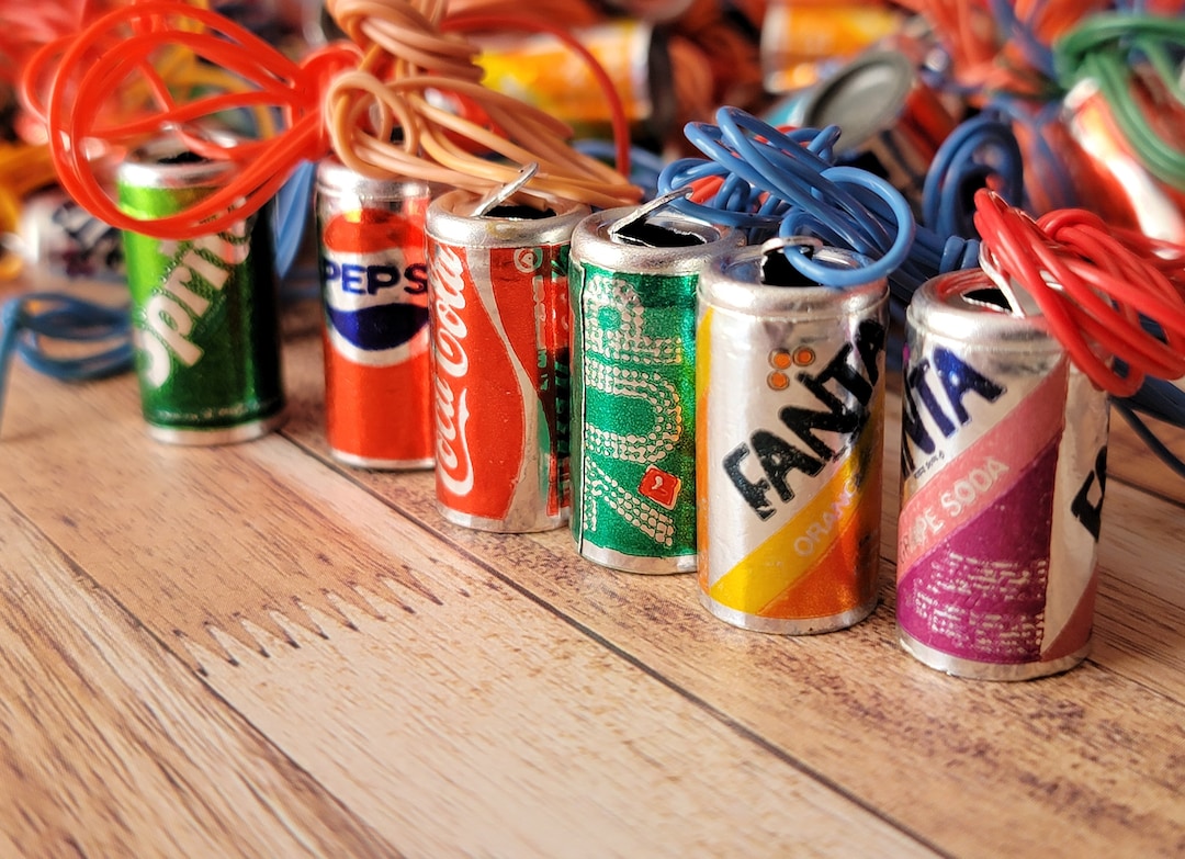 4 Vintage Soda Can Charm Necklaces (4pcs) Assorted Pop Gumball Charms ...