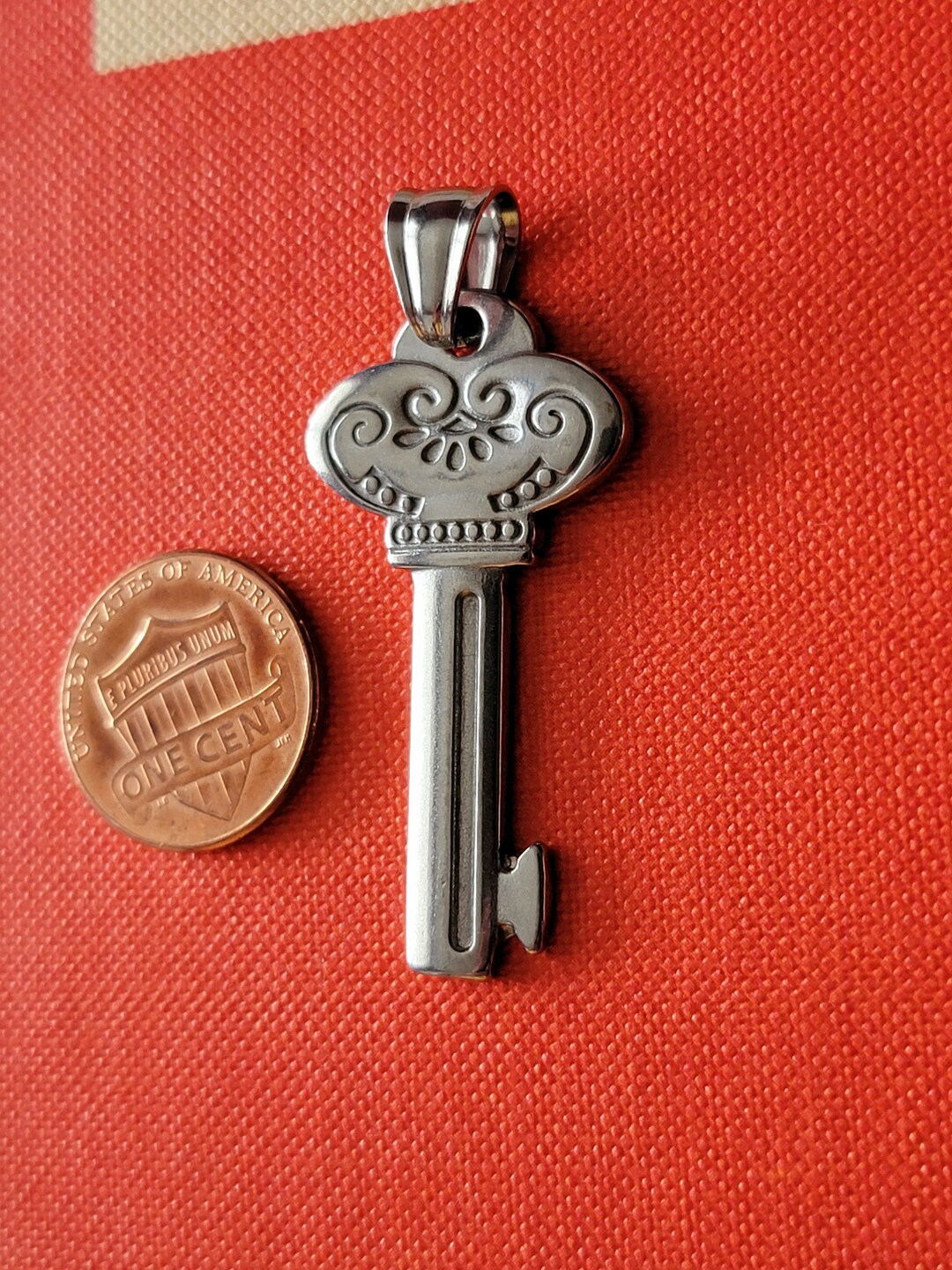 Fancy Key Pendant Stainless Steel Ornate Scroll Decorative Key With ...