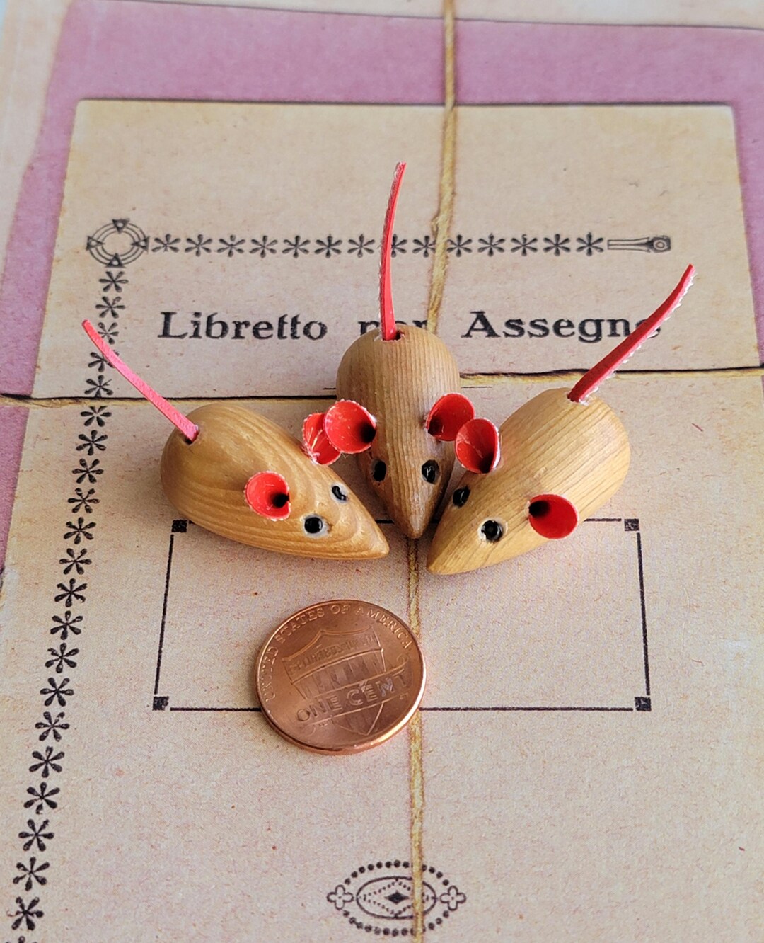 3 Vintage Miniature Wooden Mice Red Vinyl Ears Tail Wood Mouse Minis - Etsy