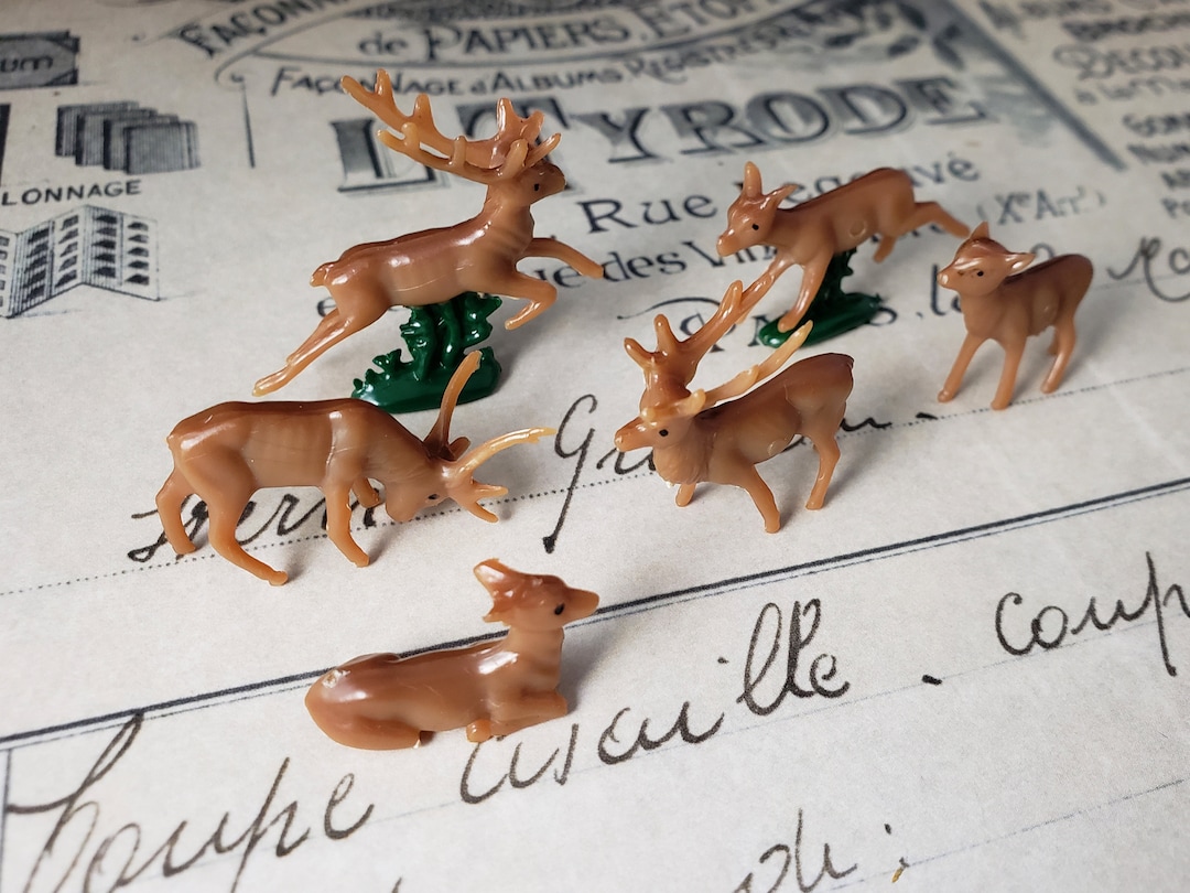 6 Vintage Miniature Plastic Deer - Mini Buck Doe Fawn Reindeer Diorama ...