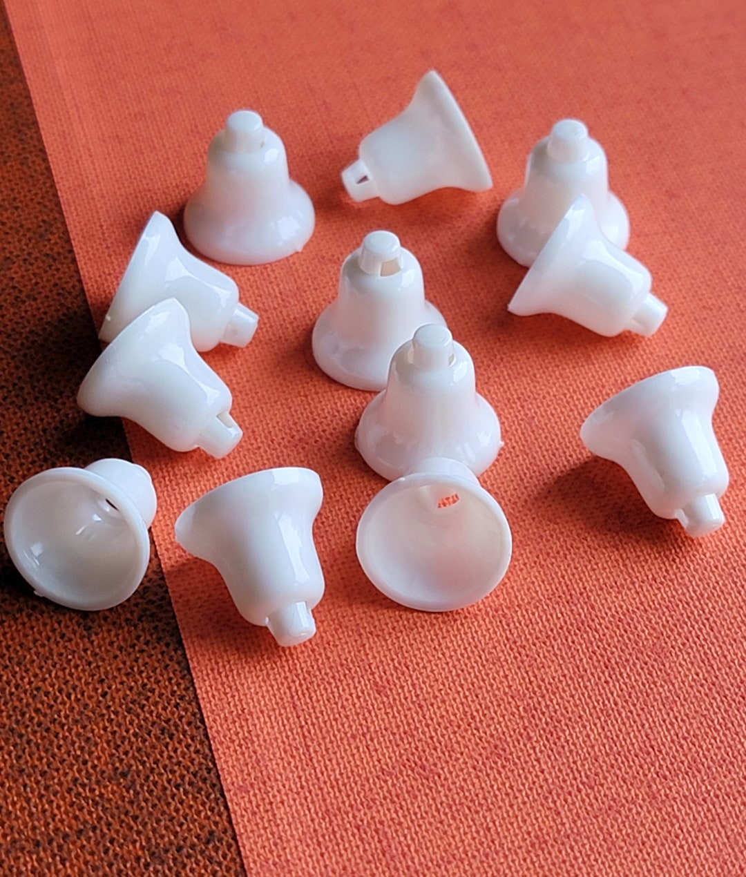 12 Vintage Miniature Plastic White Bells DIY Sugar Bells Crafting Mini ...