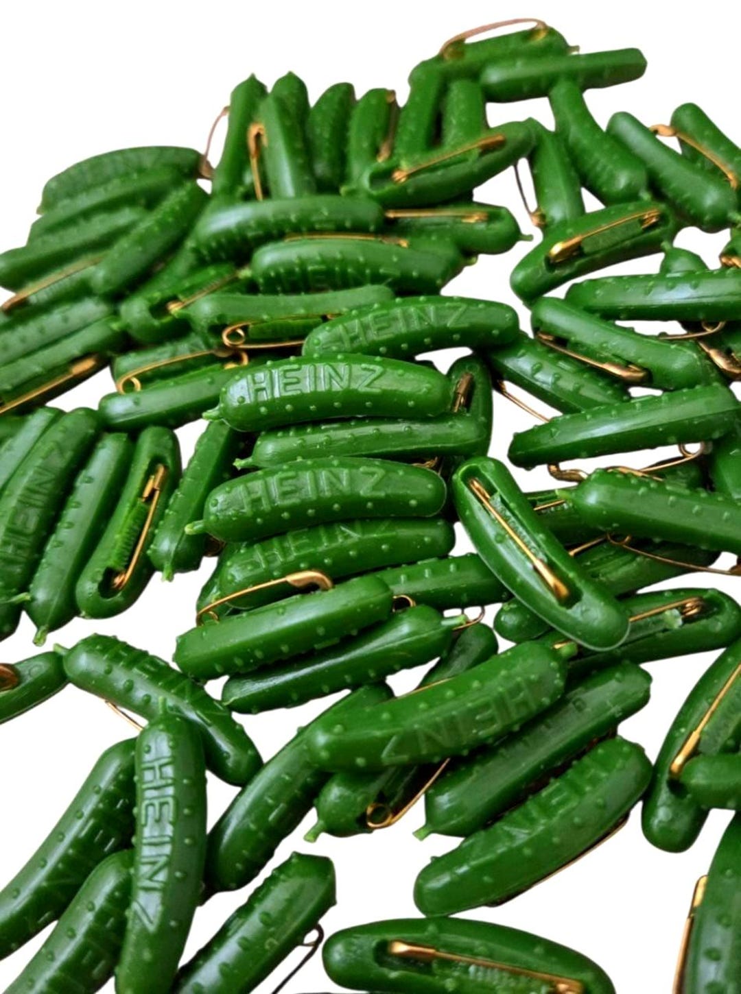 12 Vintage Heinz Pickle Pins (12pcs) Tiny Early 2000s Advertising ...