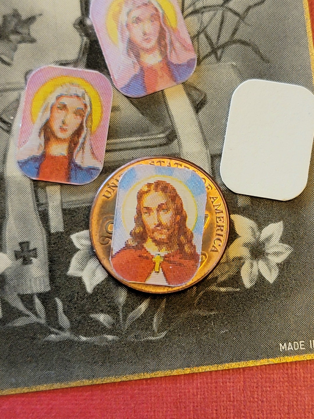 2 Vintage Tiny Lenticular Jesus Mary Flickers 2pcs Etsy
