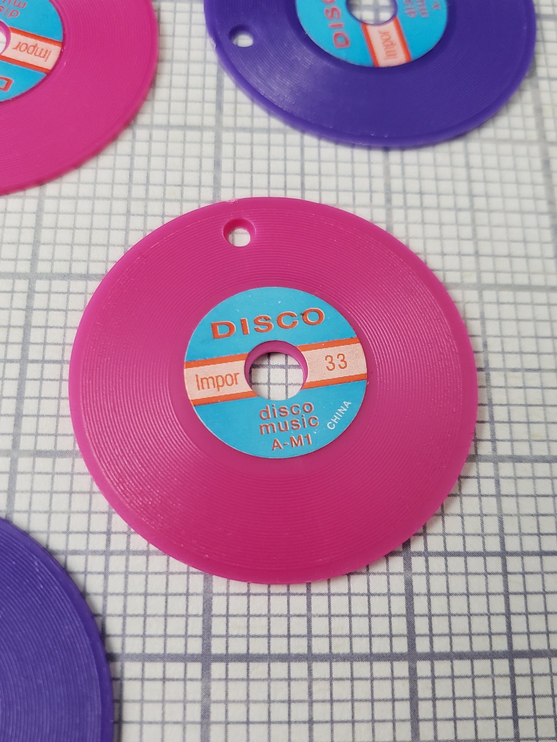 8 Vintage Plastic Record Charms Pink and Purple Disco Vinyl - Etsy