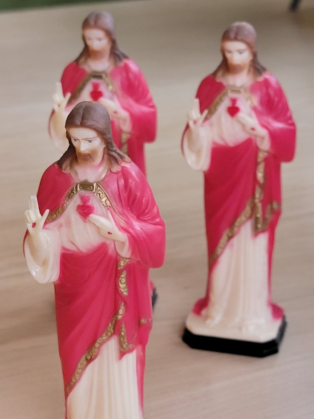 One Vintage Plastic Jesus Statue (1 Pc) Sacred Heart of Jesus Figure 6 ...