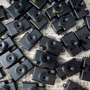 4 Vintage Camera Charms Mini Plastic Cameras 4pcs - Etsy