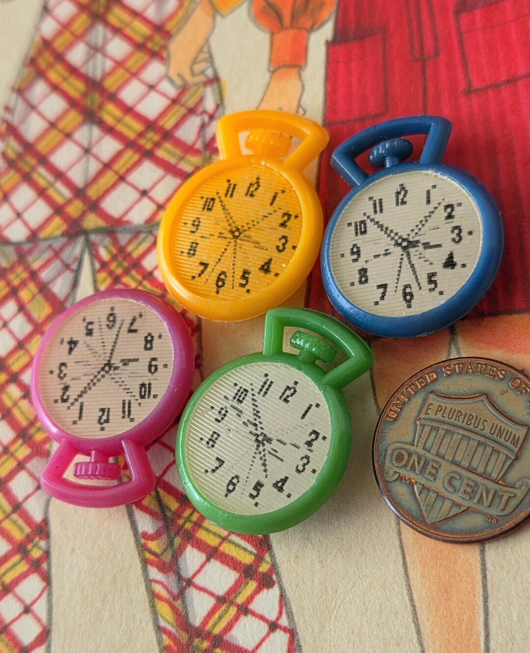 4 Vintage Mini Flicker Pocket Watches Miniature Plastic Pretend Clocks ...