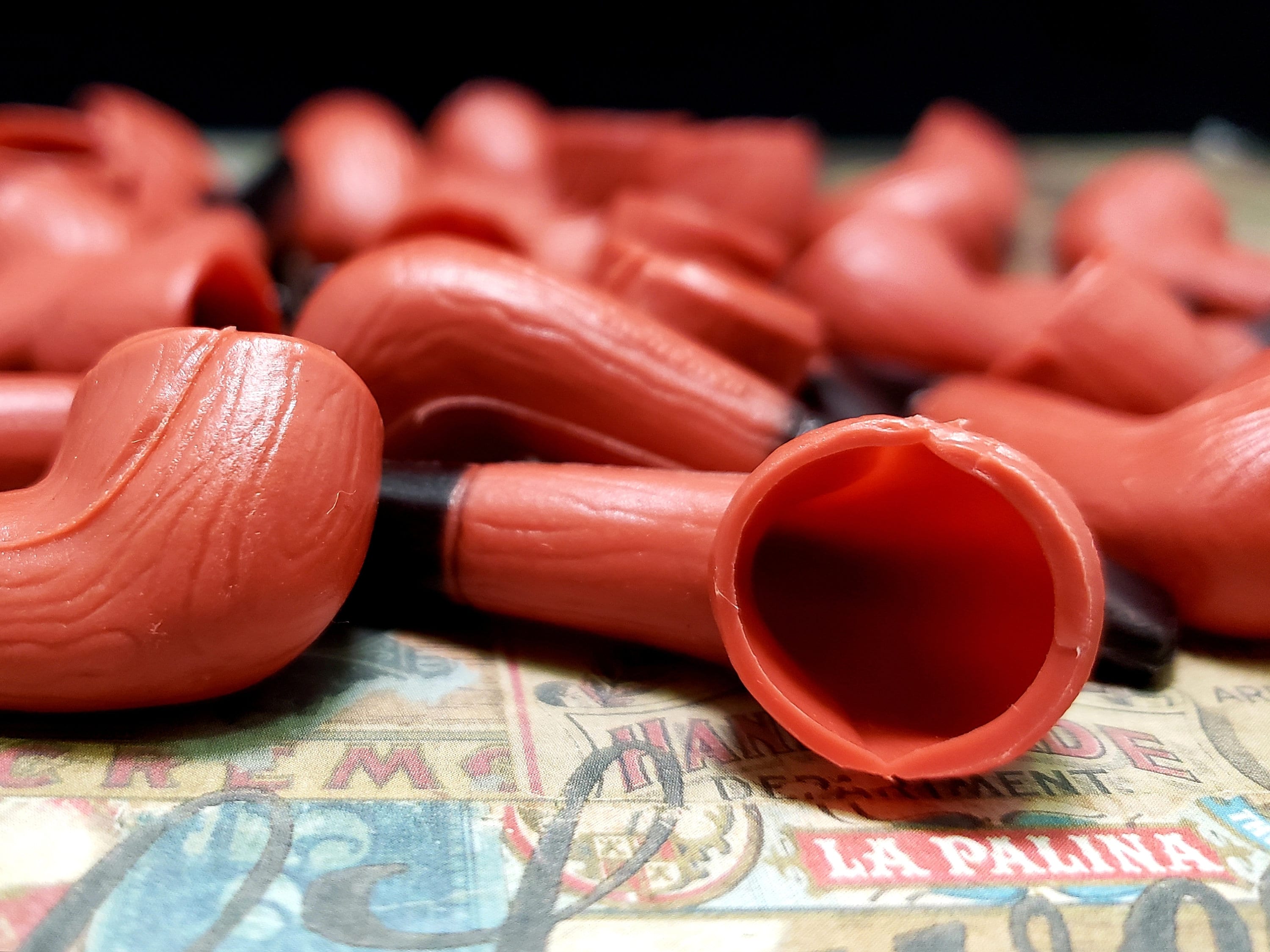 24 Vintage Mini Plastic Tobacco Pipes Snowman Santa Gnome 2" Pipe ...