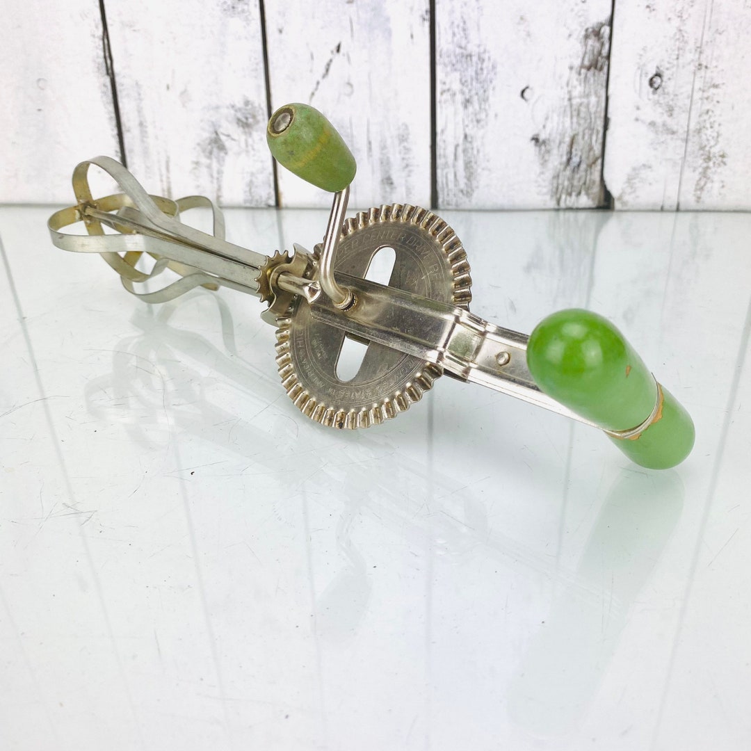 Vintage Hand Mixer, Wood Green Handle - Etsy