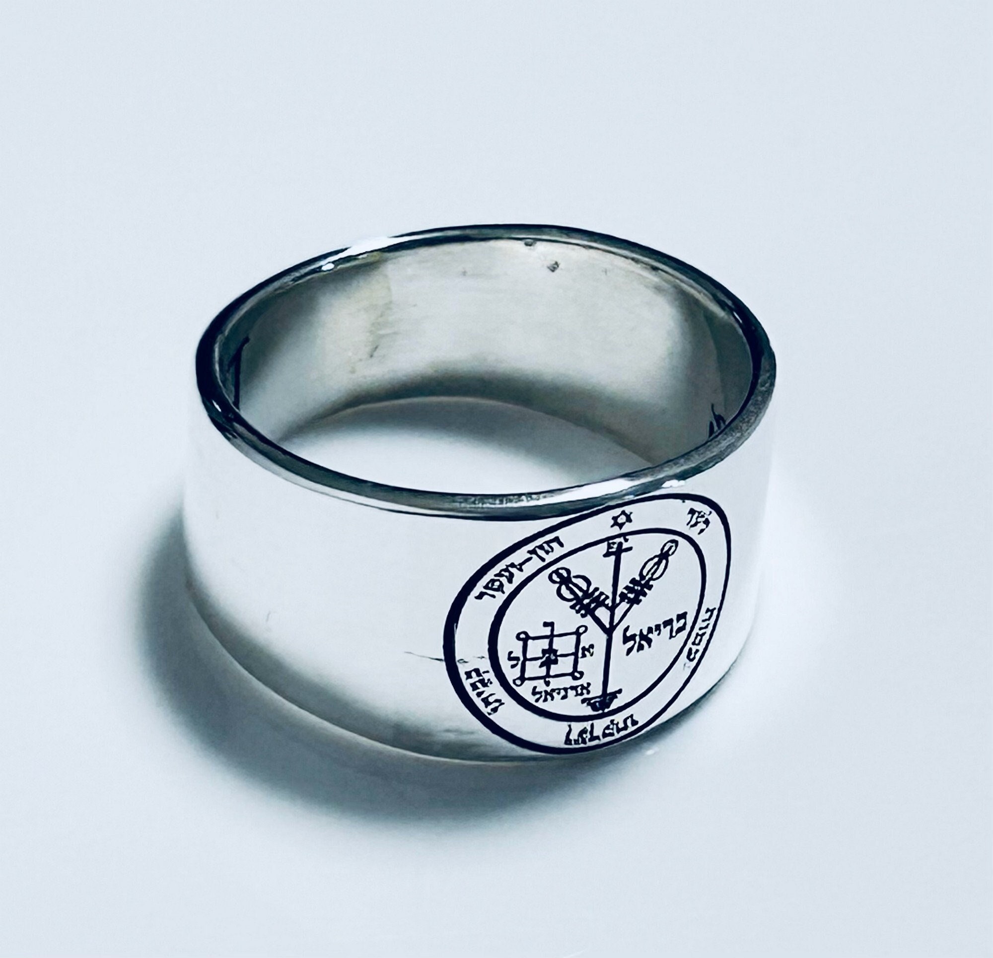 Ring. Key of the Seals of Solomon Solomon Key of the Amulet of Success ...