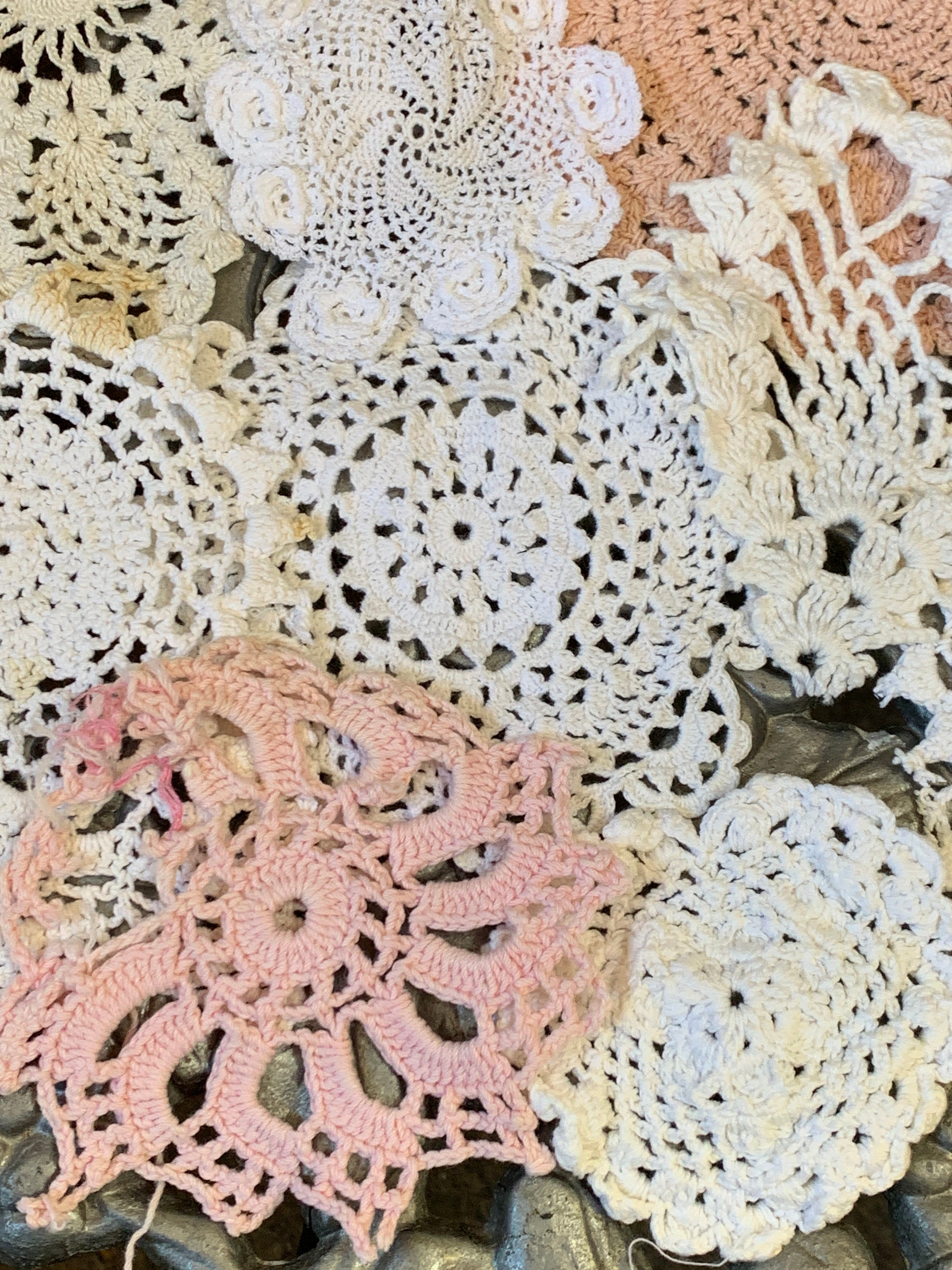 Assorted Vintage Doilies & Bits/pieces of Doilies, Remnants. for ...