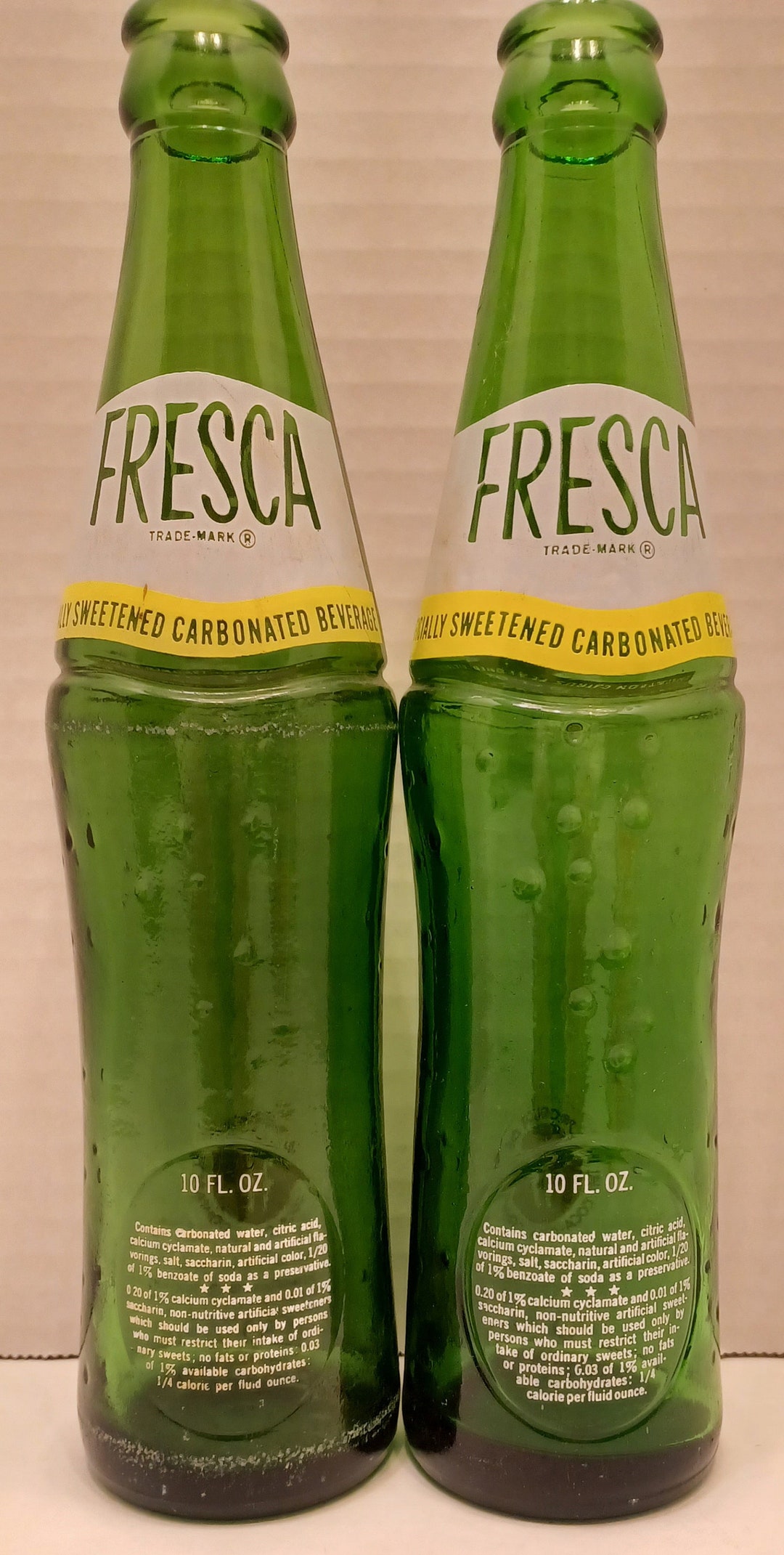 2 Vintage Fresca Beverage Soda Pop Green Glass Yellow White Lettering ...