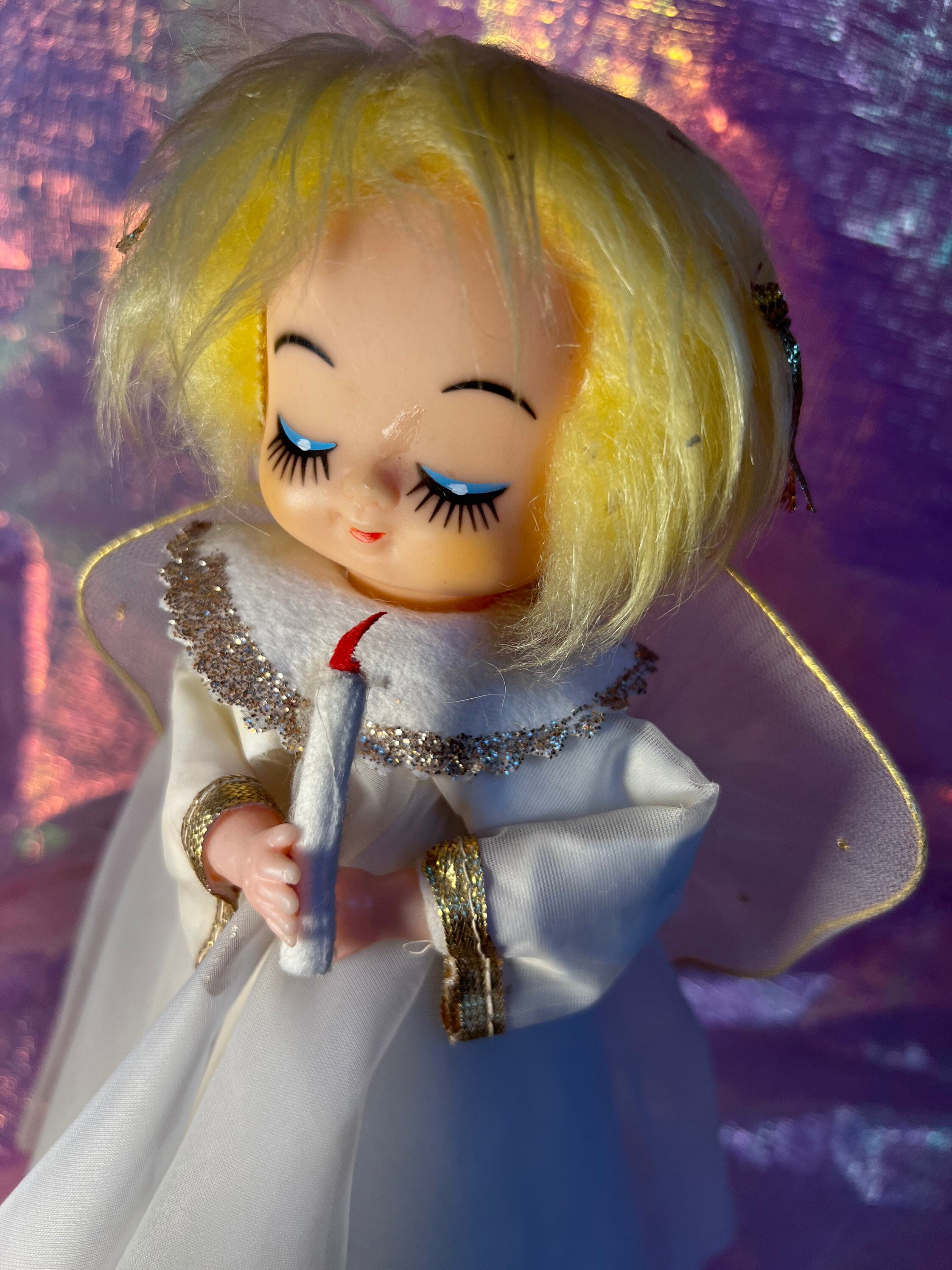 Vintage nylon wing pixie angel music box