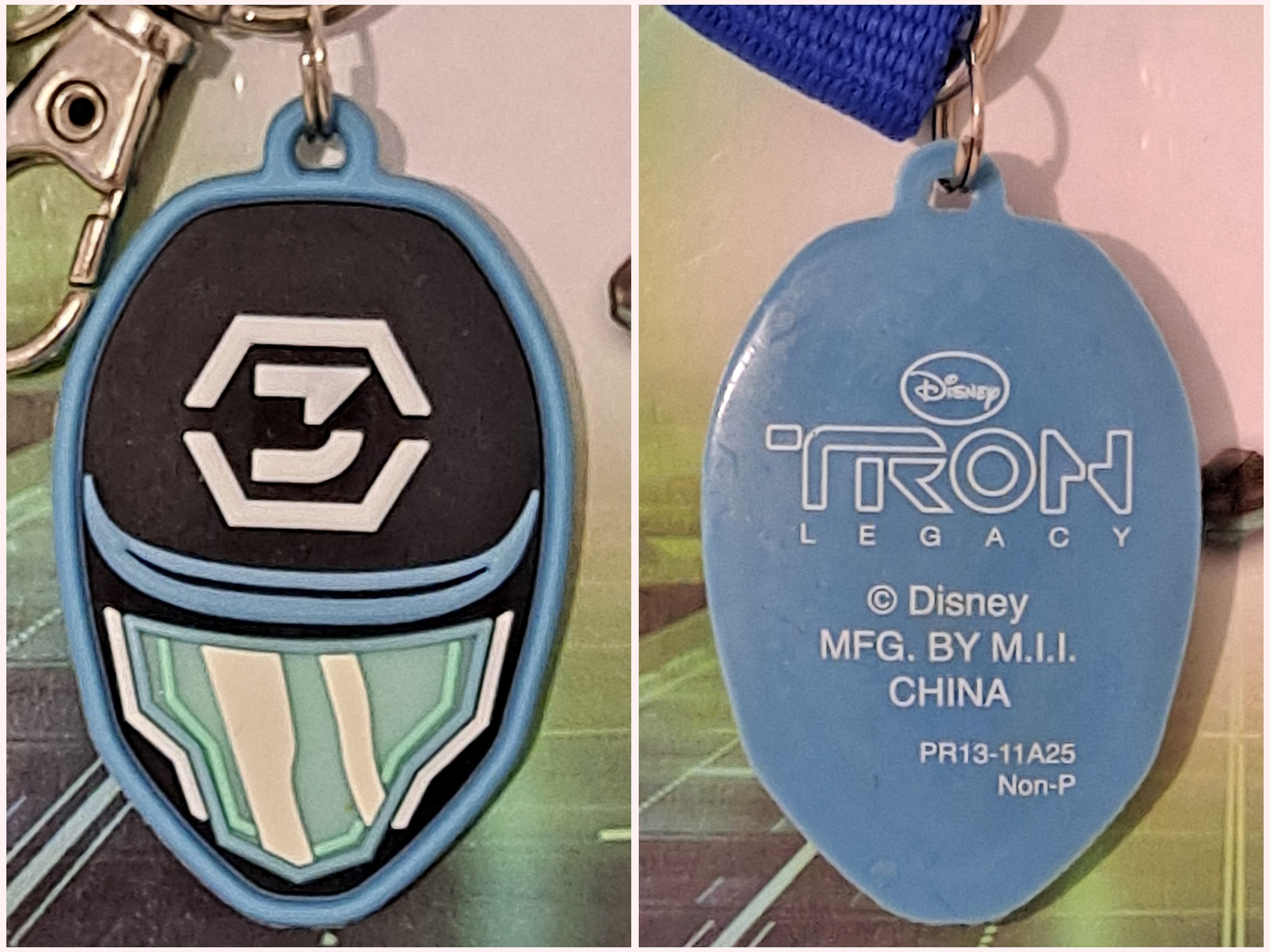 New 2010 Official Disney Tron Legacy LANYARD Badge Holder Helmet Charm ...