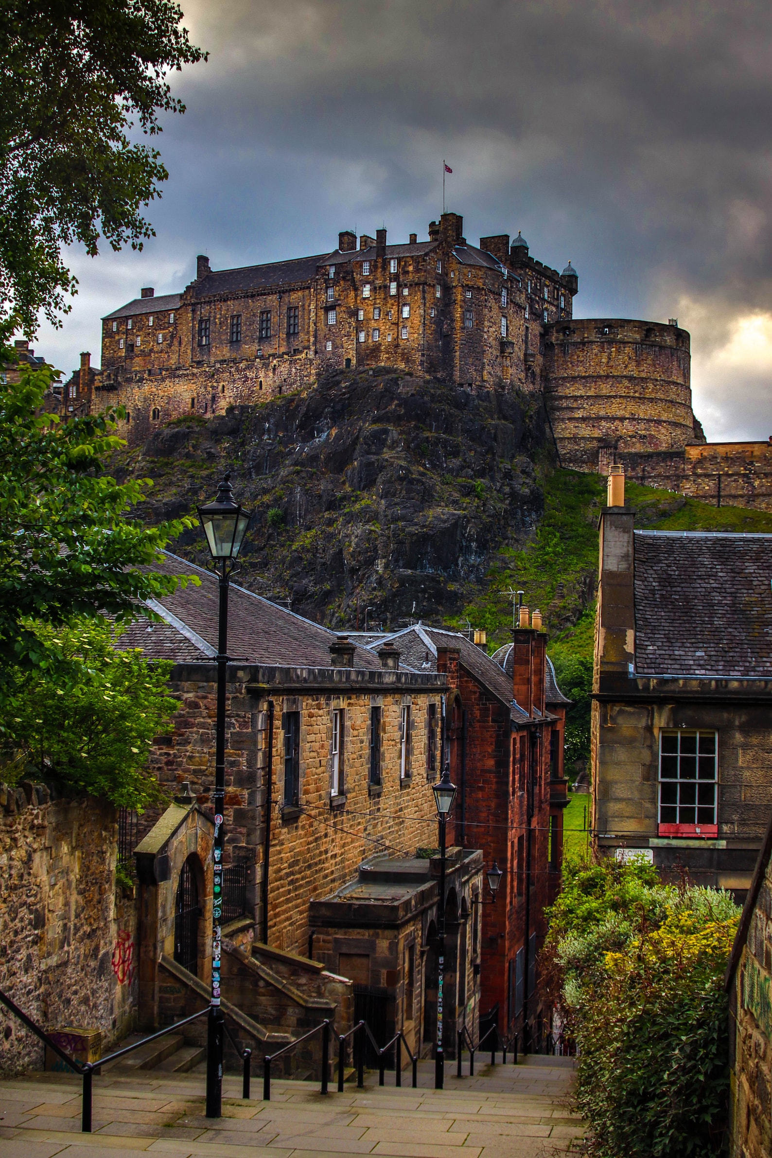 Edinburgh Castle From the Vennel, Printable Photograph, Wall Art ...