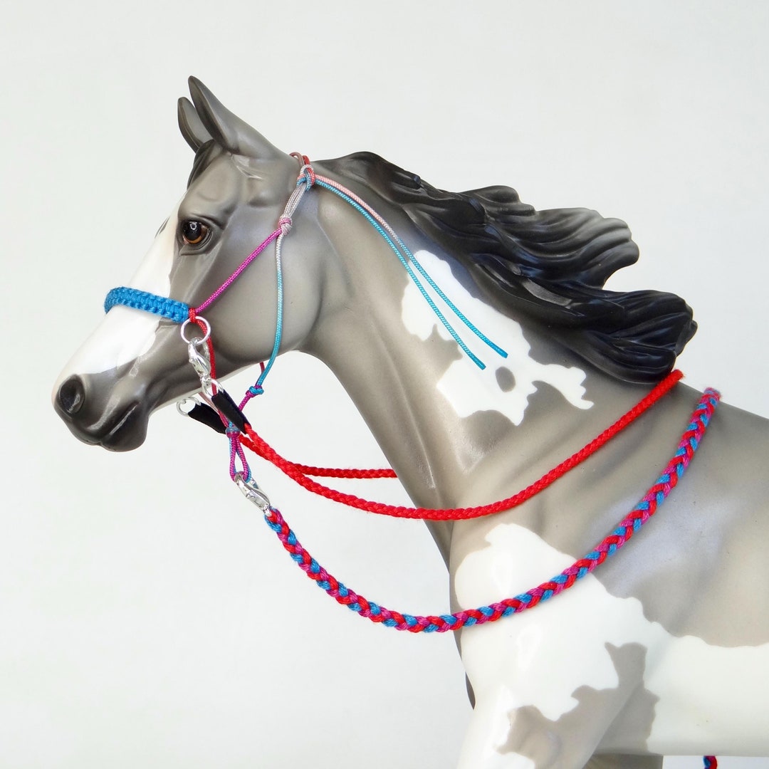 Breyer Traditional 1:9 Scale Model Horse Tack Blue/pink/red Rope Halter ...