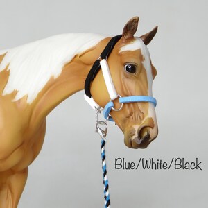 Breyer Traditional 1:9 Scale Model Horse Tack Multi-colour Halter ...