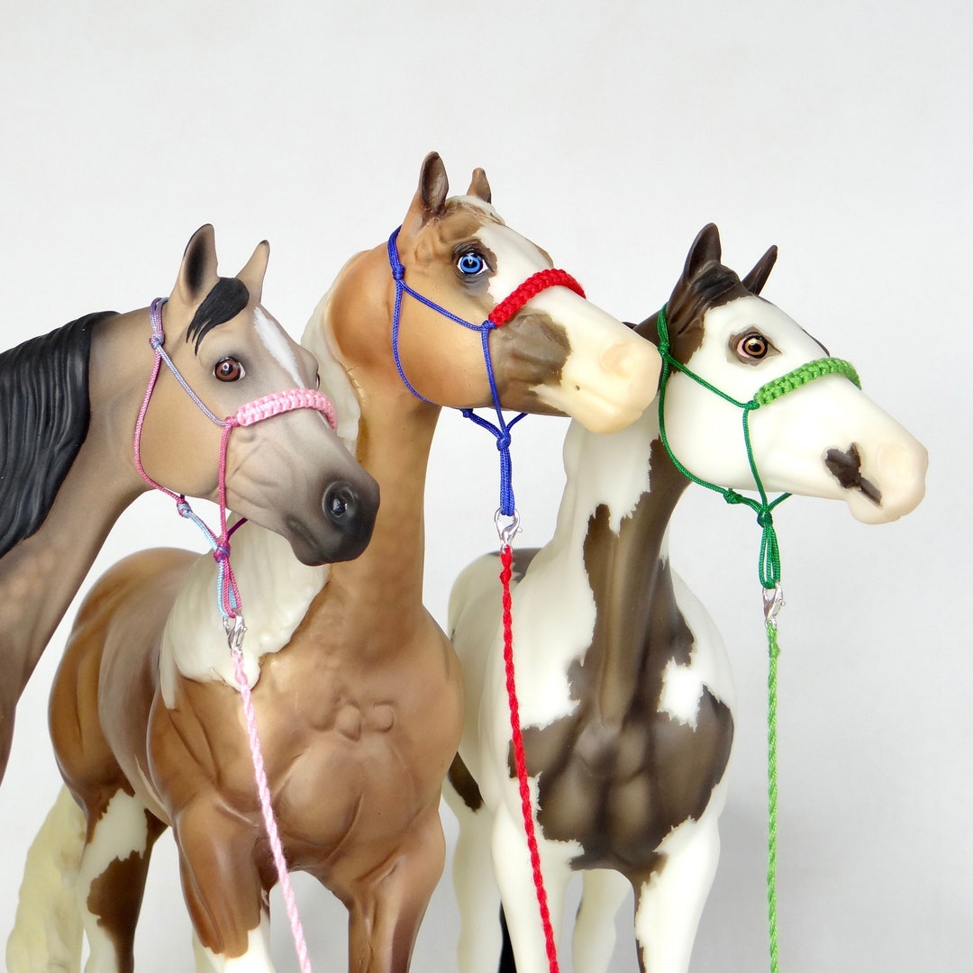 Breyer Traditional 1:9 Scale Model Horse Tack Rope Halter + Braided ...