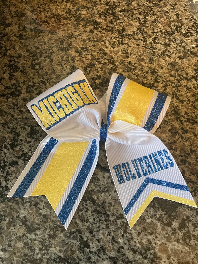 Team cheer bow Your team colors on bow Great sideline | Etsy