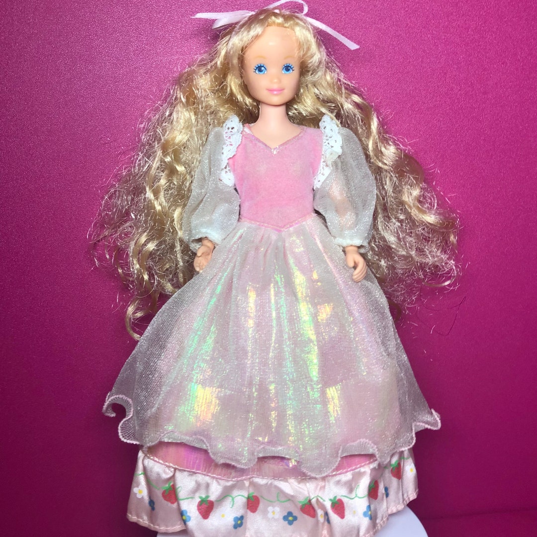 Berry Rare Strawberry Shortcake BERRYKIN PRINCESS Doll 1980s, Kenner ...