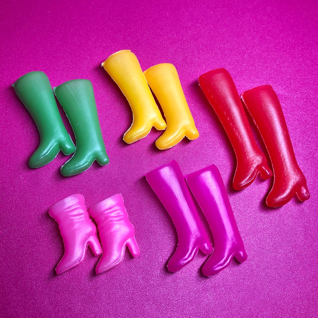 70s 80s Fashion Doll Boots Lot - 5 Pairs - Red, Pink, Yellow, Green ...