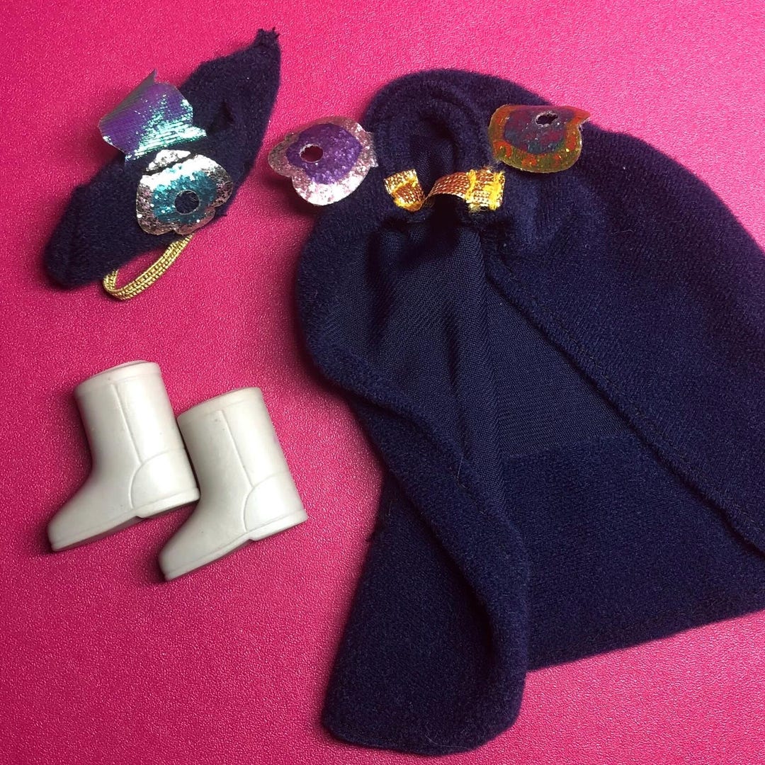 Lady Lovely Locks PRINCE STRONGHEART Accessories Hat, Cape & Boots 80s ...