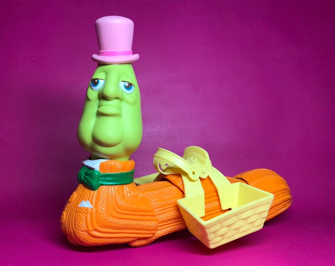 Vintage Berry Merry Worm - Strawberry Shortcake Doll Vehicle - Philbert ...