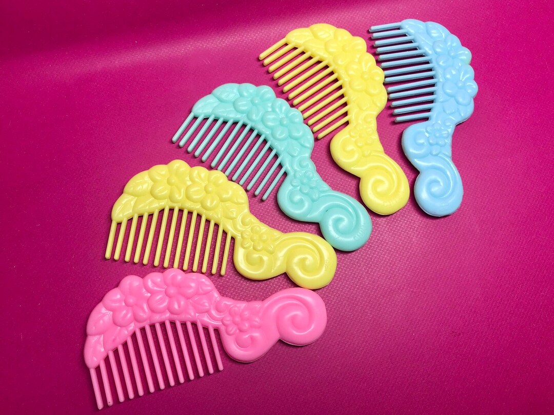80s LITTLE PRETTY Combs Pick Your Own Little Pretties Kitties & Puppies ...