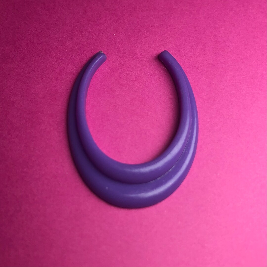 Jem Doll CITY LIGHTS Purple Necklace Accessory - JEM & the Holograms ...