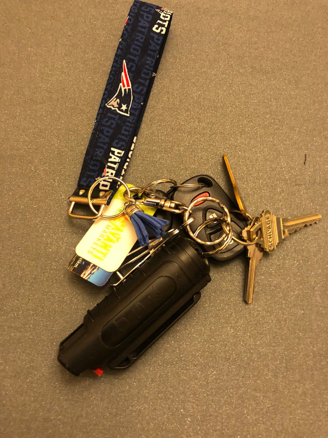 NFL Teams Key Fob / Key Chains / Wrislet Key Chains - Etsy