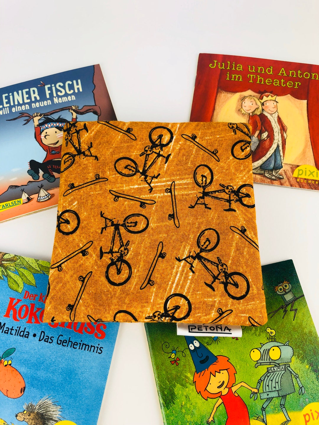 Pixi Book Cover Boy Skater Bicycle Skateboard Boys Children Pixi ...