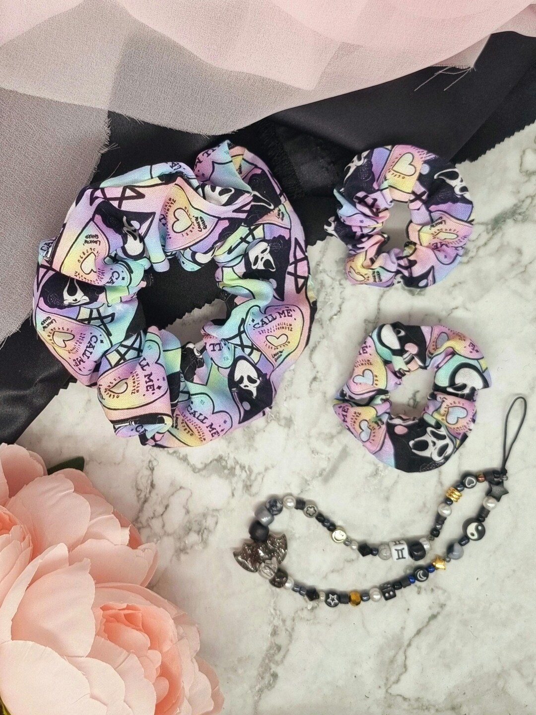 Scream Ghostface, Pastel Rainbow Matching Set | 1 Large Scrunchie, 2 ...