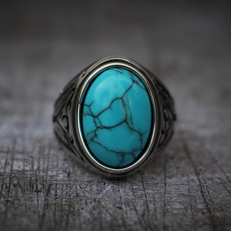 Noble Signet Ring - Etsy