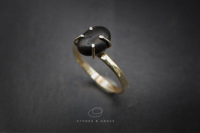 Black LAVA and Solid Gold Ring Icelandic Basalt Ring - Etsy Canada
