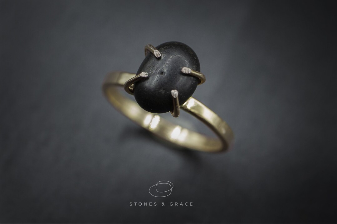 Black LAVA and Solid Gold Ring Icelandic Basalt Ring Engagement Ring - Etsy