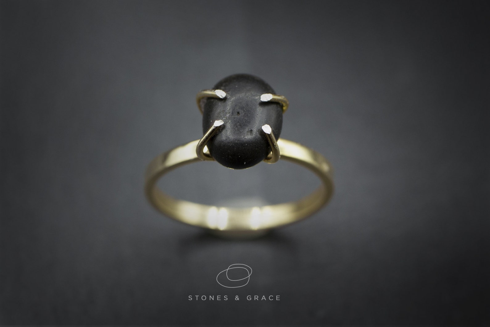 Black LAVA and Solid Gold Ring Icelandic Basalt Ring - Etsy Canada
