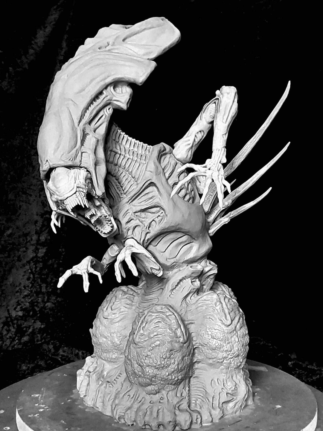 Special Limited Edition Alien Queen Diorama Resin Bust. - Etsy