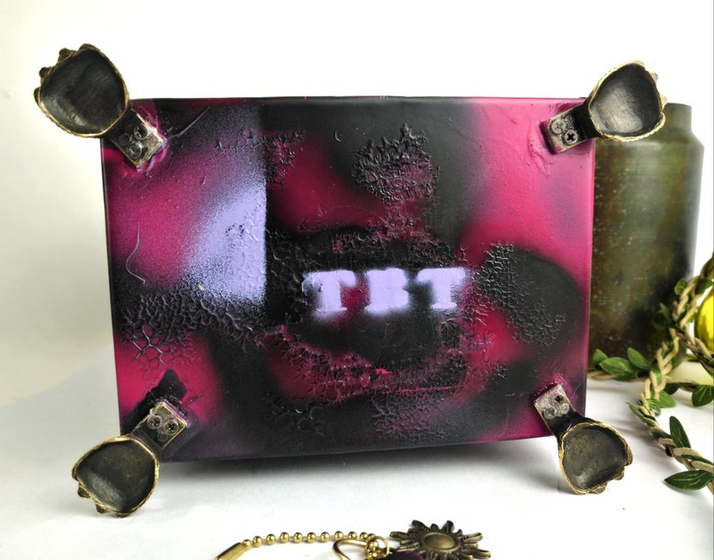 Celestial Claw Foot Lock Box. - Etsy