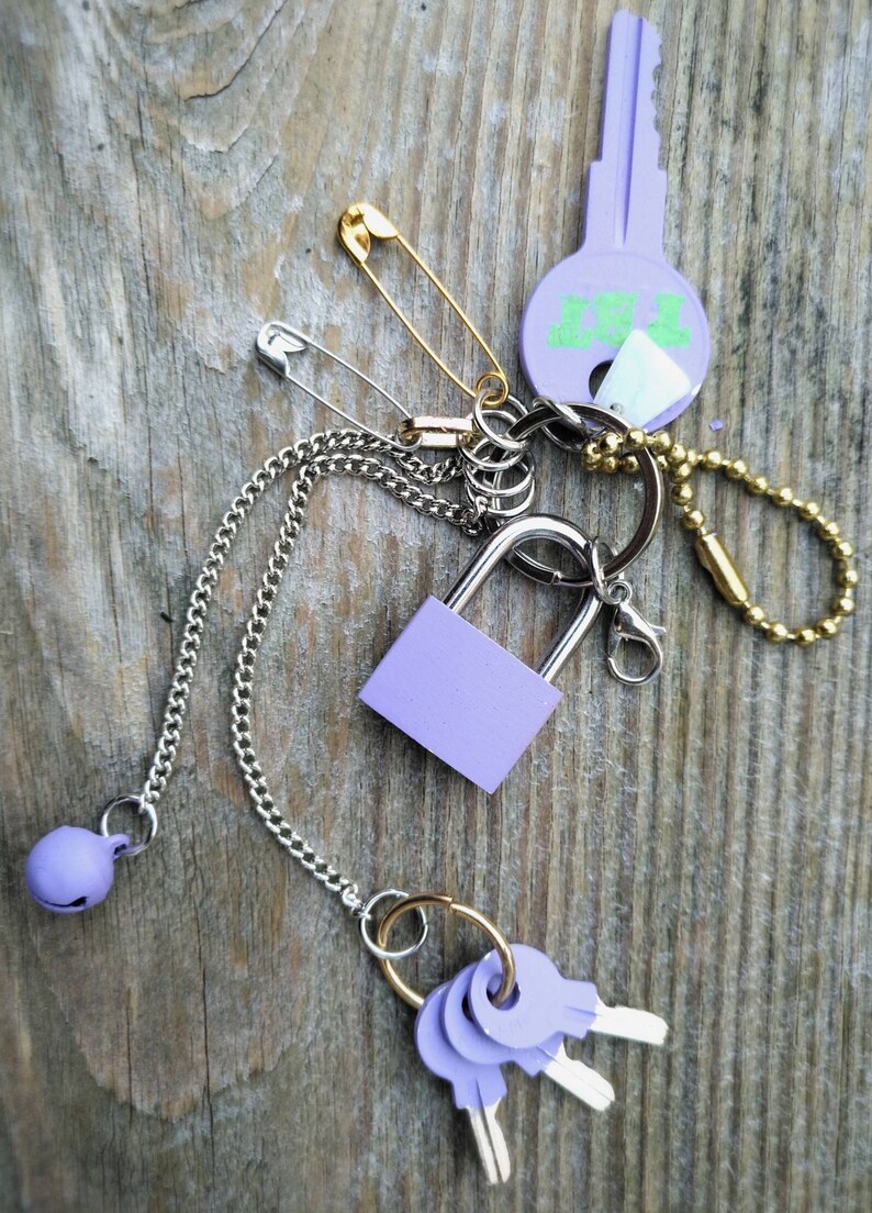 Pastel Aesthetic Lavender Lock and Key Keychain. - Etsy