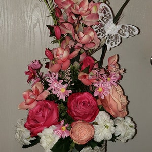 Beautiful Spring Silk Flower Arrangement - Etsy