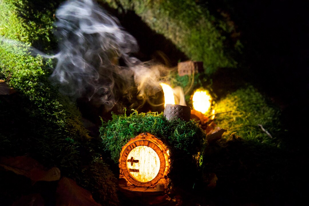 The Hobbit House, Sam's House - Original Handmade Customized Decor ...