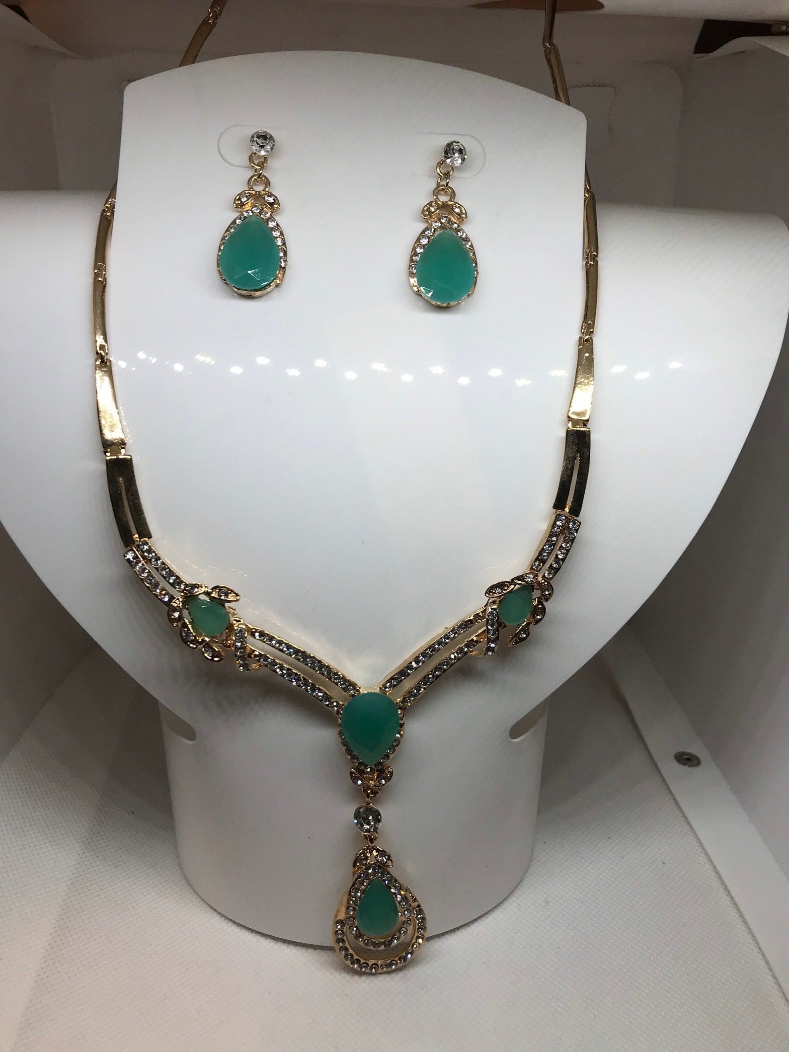 Beautiful Necklace Set - Etsy