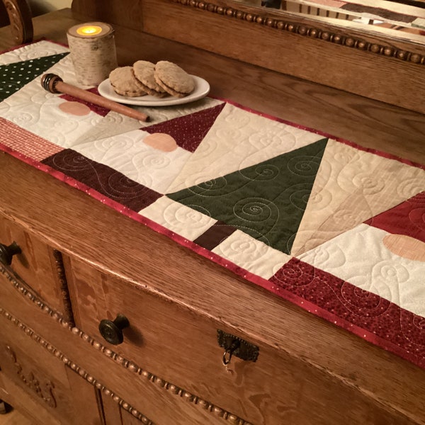 Christmas Quilted Table Runner - Etsy
