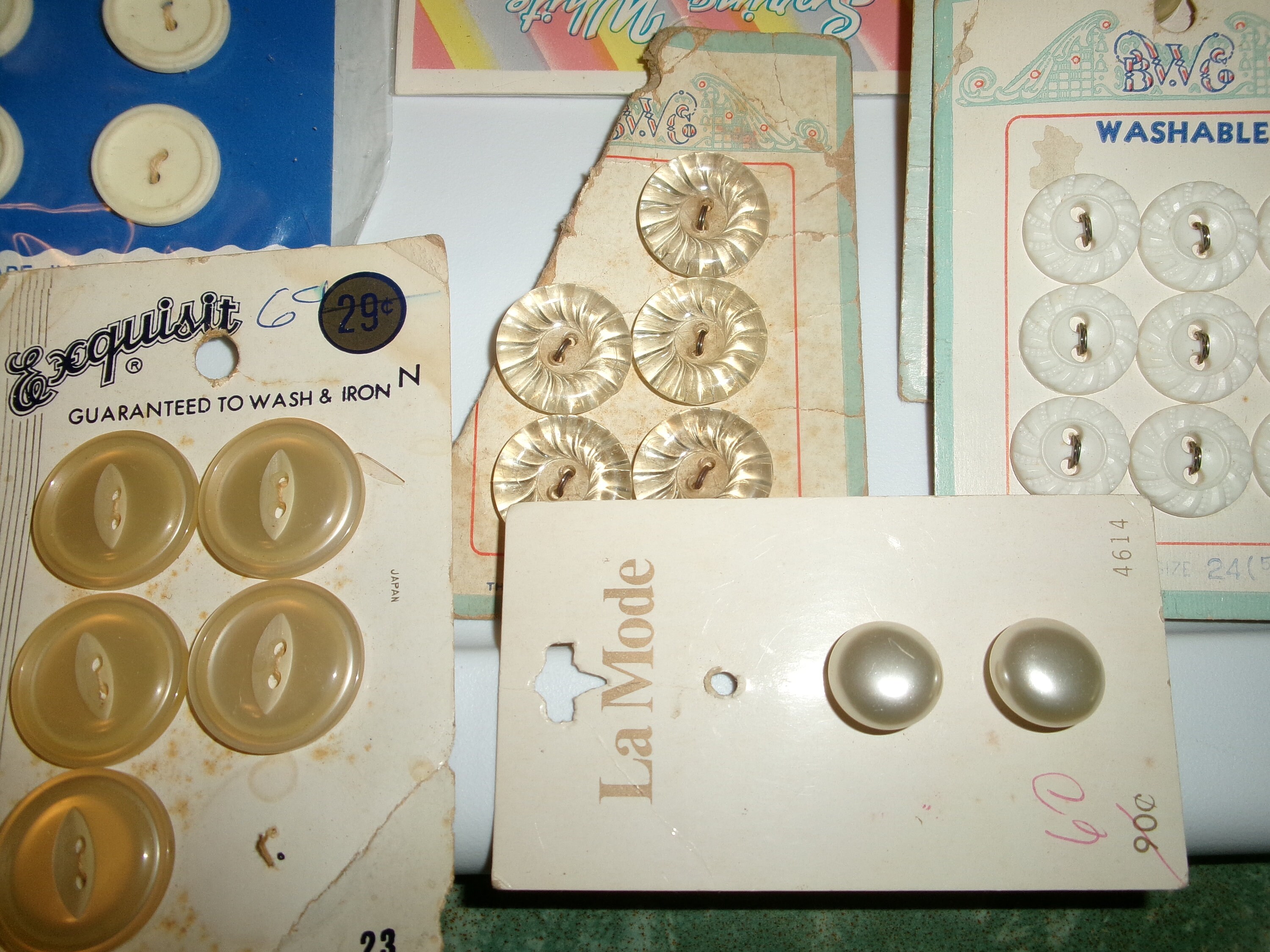 Vintage NOS Buttons, White, Clear, Faux MOP, Plastic Buttons on Cards ...