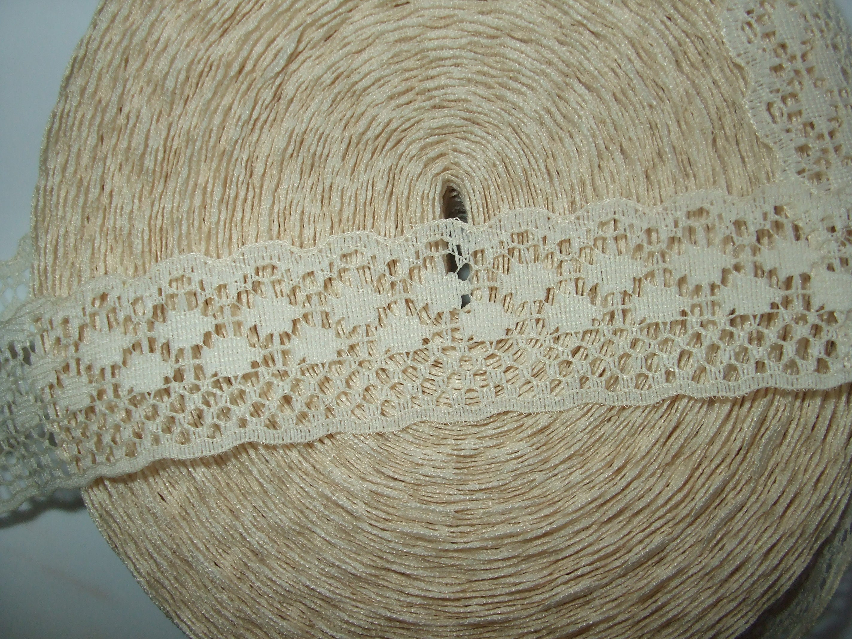 Vintage Cream Lace Trim Machine Made Lace by the Yard 1 and - Etsy UK