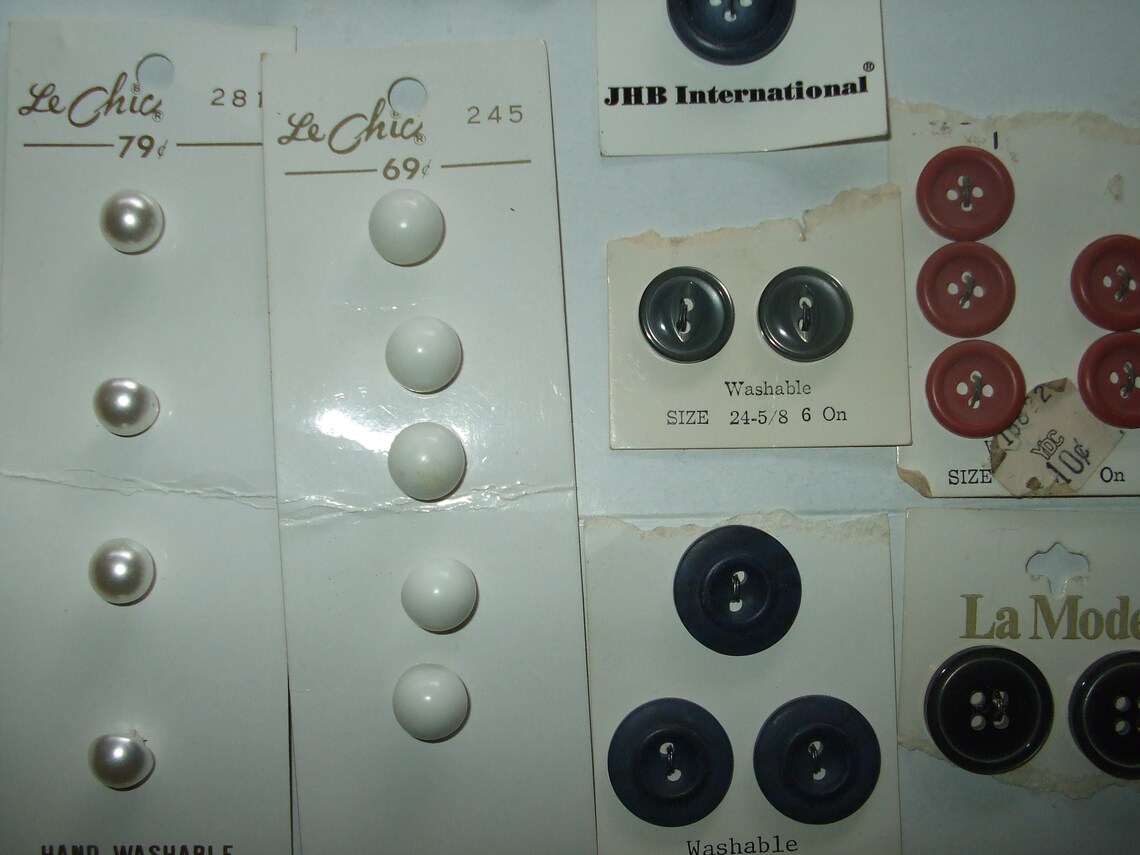 Vintage NOS Buttons, 1970s to 1980s Era Button, Wood, MOP, and Plastic ...